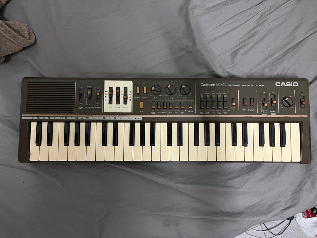 Vintage Casiotone MT-68, Hobbies & Toys, Music & Media, Musical ...