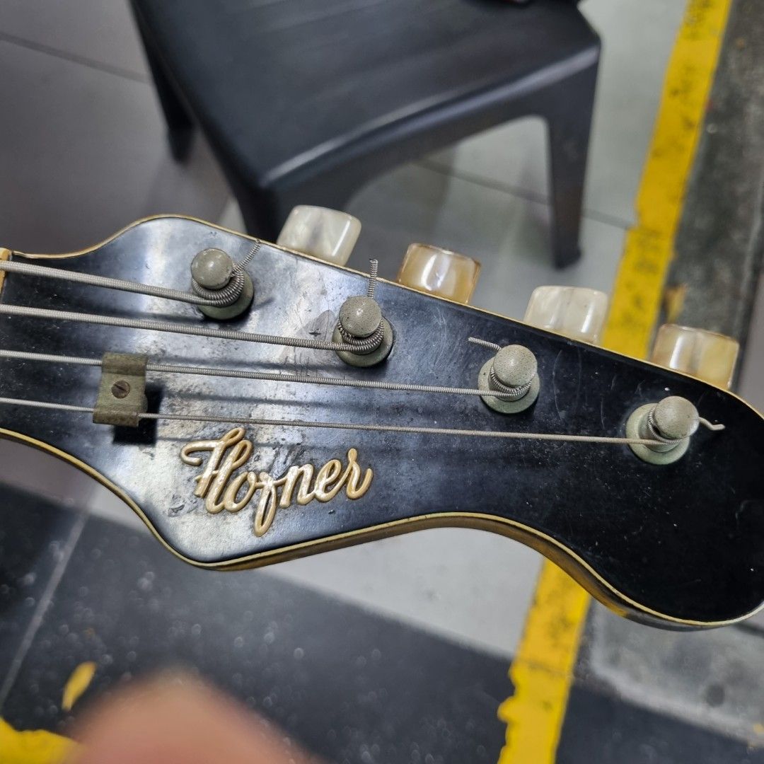 1970 hofner model 184 bass, Hobbies & Toys, Music & Media, Musical Instruments on Carousell