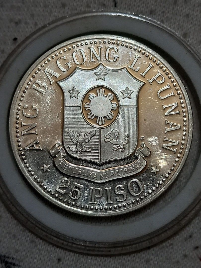 1975 emilio aguinaldo 25pesos silver coin, Hobbies & Toys, Memorabilia ...