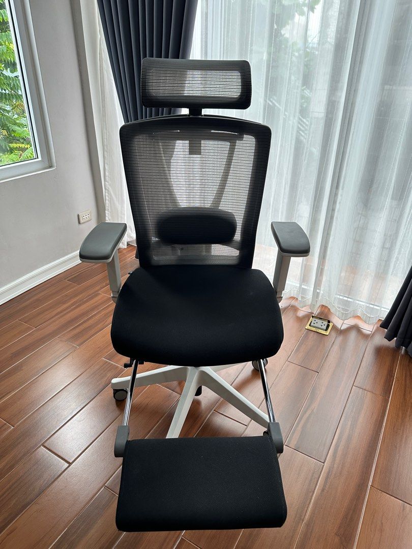 Aofeis ErgoChair ALPHA Ergonomic Office Computer Chair With Leg Rest ...