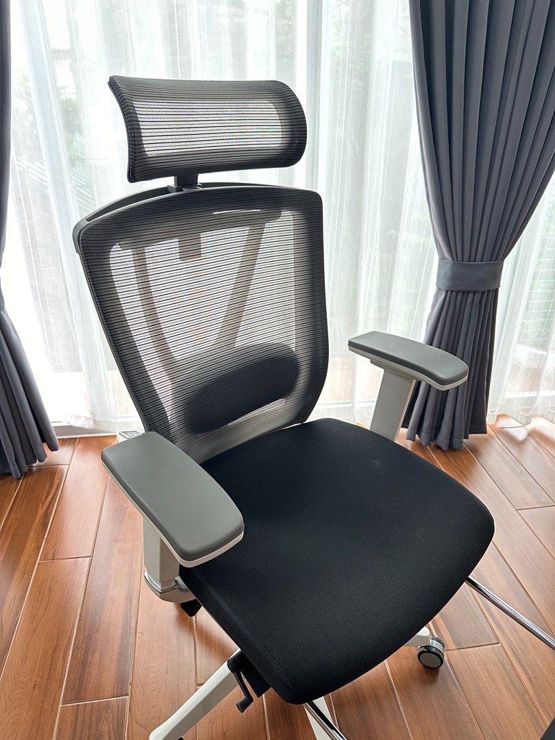 Aofeis ErgoChair ALPHA Ergonomic Office Computer Chair With Leg Rest ...