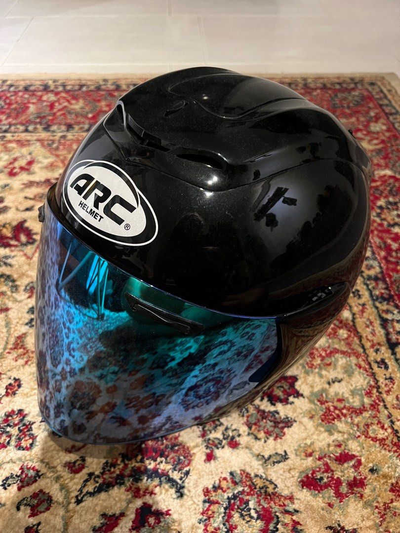 Arc ritz helmet, Motorcycles, Motorcycle Apparel on Carousell