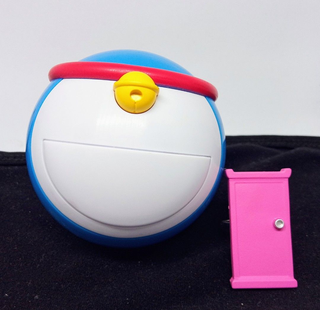 Bandai Namco Doraemon Dokodemo Door Collectible Ring, Hobbies & Toys ...