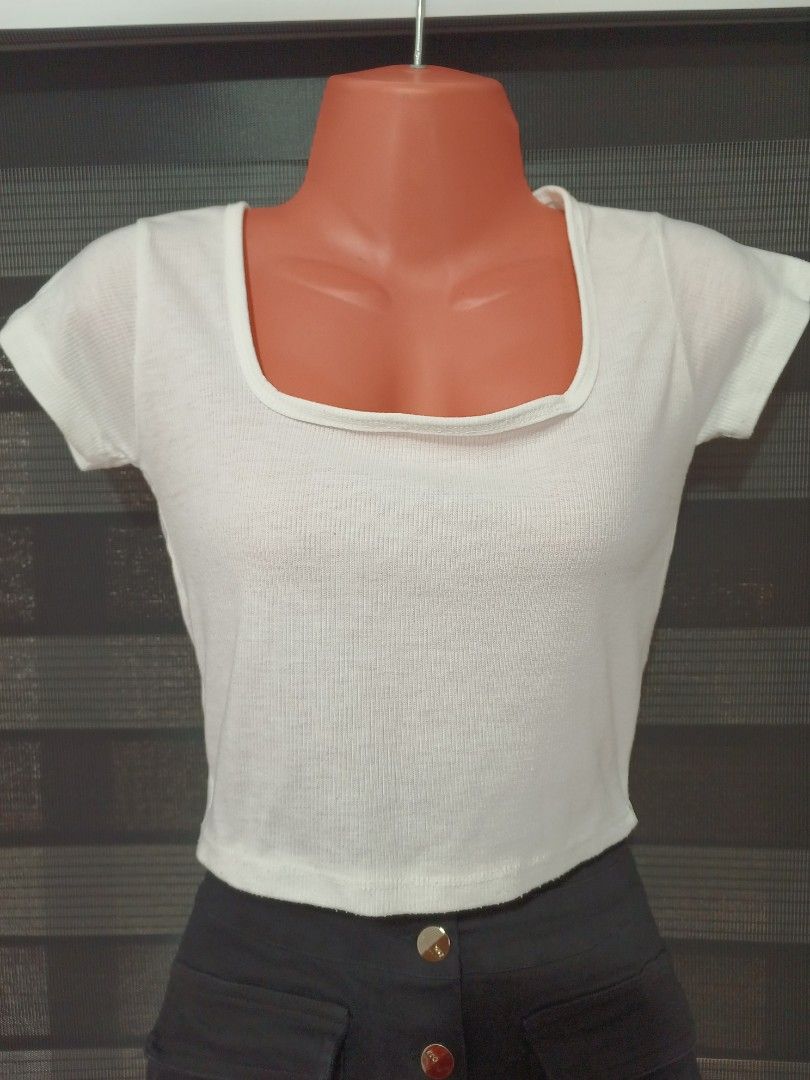 basic white square neck top, Women's Fashion, Tops, Blouses on Carousell