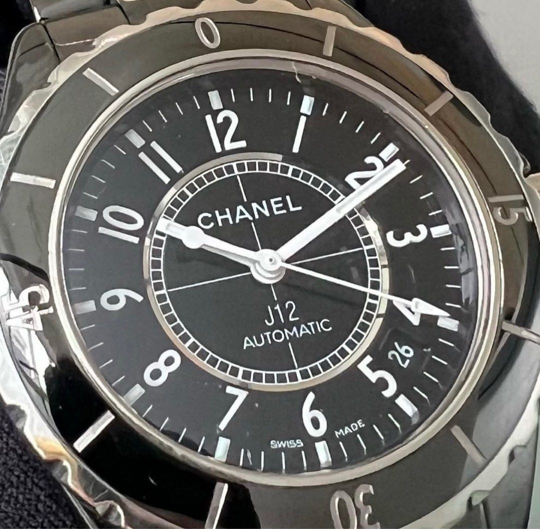 Chanel J12 Classic 38mm Black Automatic movement High tech black ...