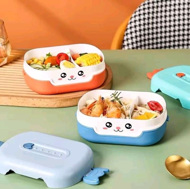 Children's cartoon food grade compartment lunch box portable fruit ...