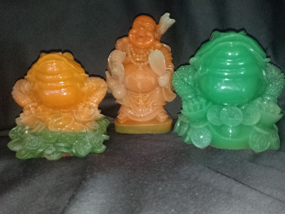 Chinese Lucky Charms Green and Orange Lucky Toads and Laughing Buddha ...