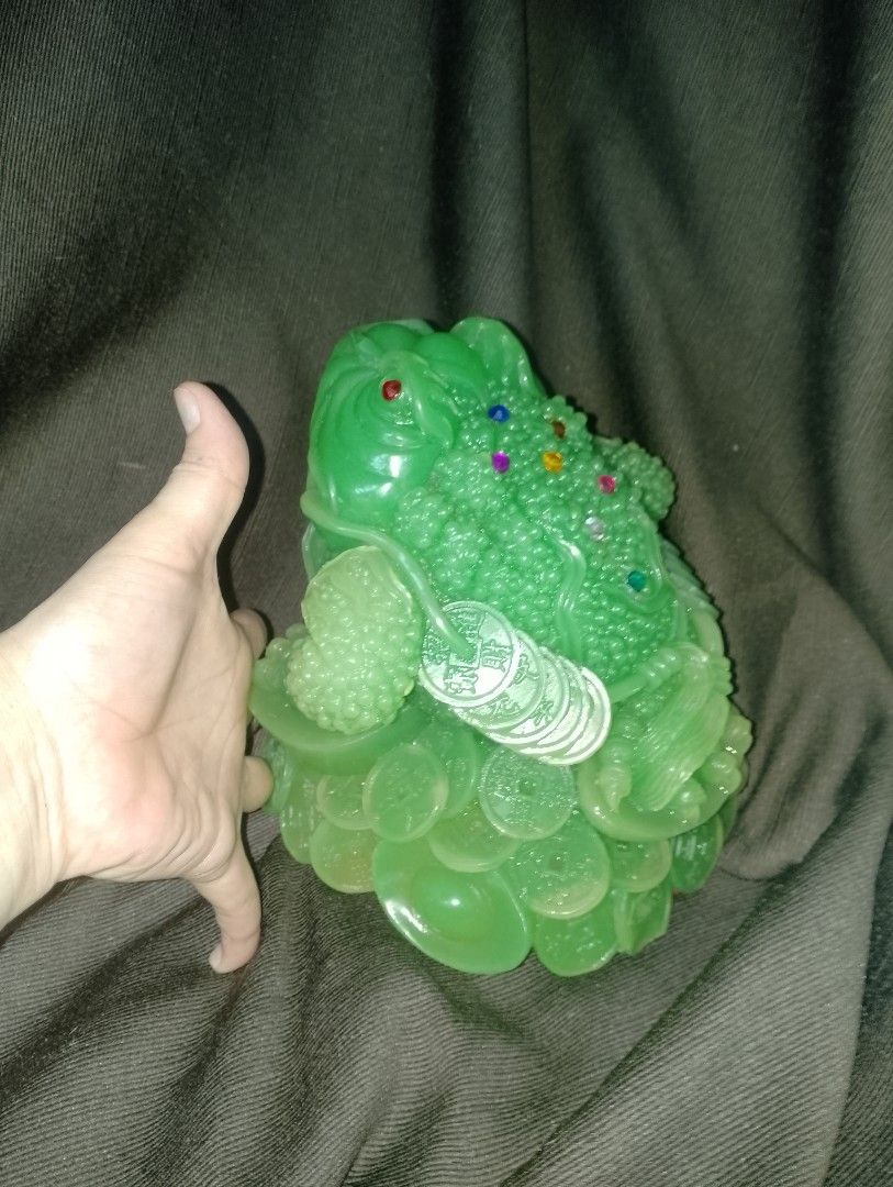 Chinese Lucky Charms Green and Orange Lucky Toads and Laughing Buddha ...