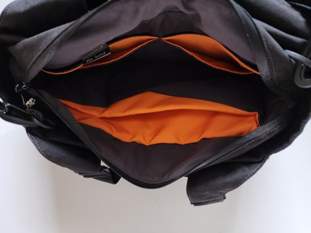 Crumpler Laptop Bag, Men's Fashion, Bags, Sling Bags on Carousell