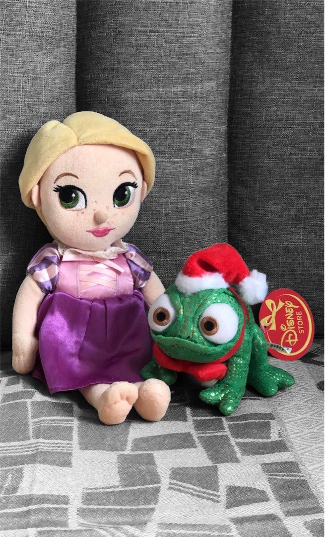 Disney tangled Rapunzel & Pascal, Hobbies & Toys, Toys & Games on Carousell