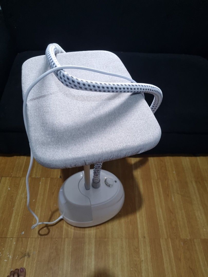 Gaabor Handheld Garmet steam iron almost new, TV & Home Appliances ...