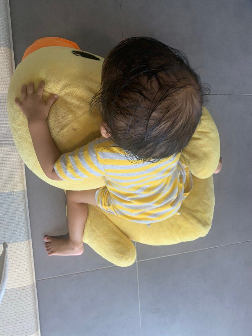 Giant big duck soft toy 2ft, Hobbies & Toys, Toys & Games on Carousell