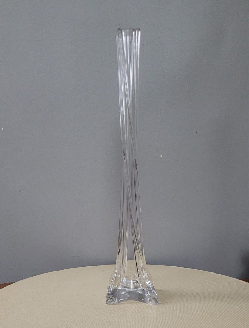 Hand blown clear glass vase, Furniture & Home Living, Home Decor, Vases ... Hand blown clear glass vase, Furniture & Home Living, Home Decor, Vases ...