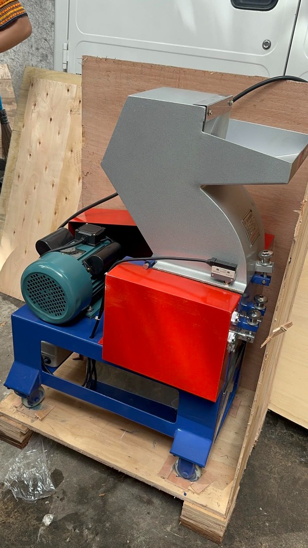 Home Recycling Plastic Shredder Glass Bottle Crushing Machine ...