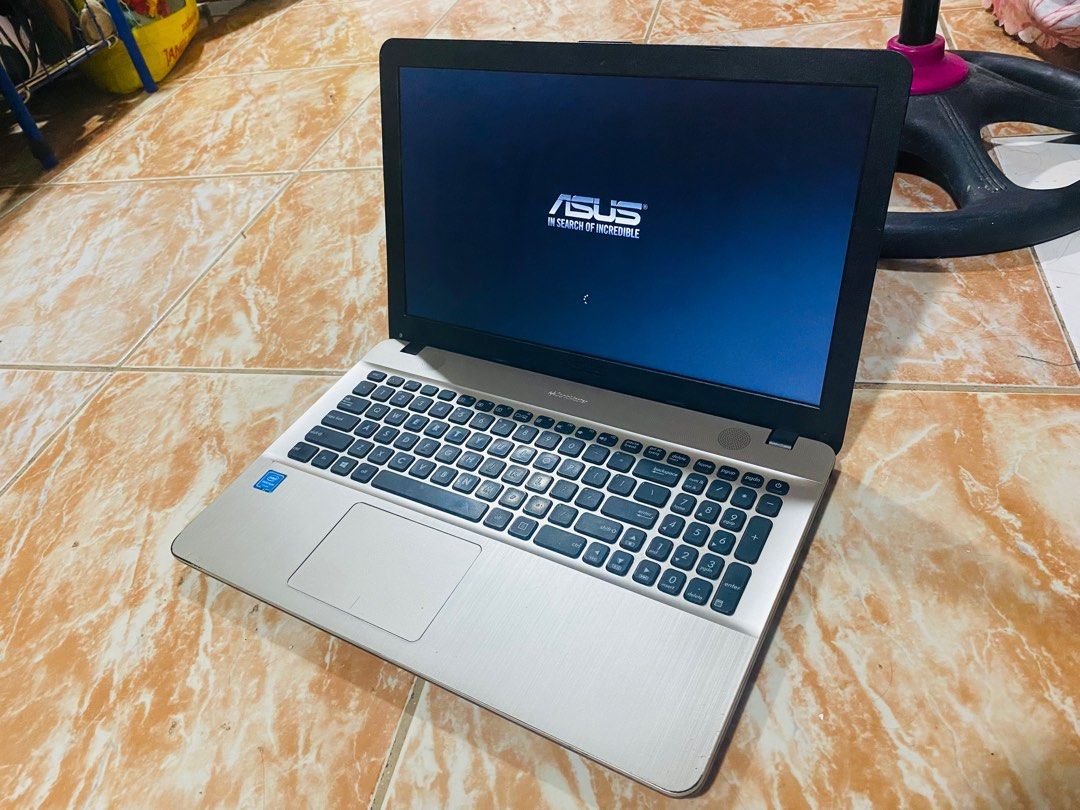 INTEL PENTIUM (r) 4GB RAM 512GB HDD NO ISSUE, Computers & Tech, Laptops ...