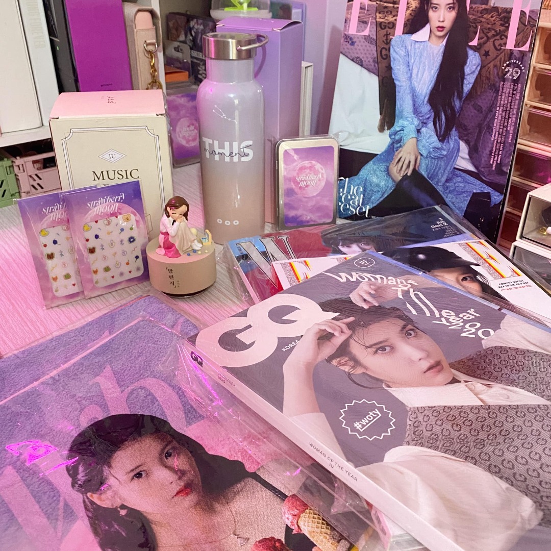IU merch strawberry moon md, Hobbies & Toys, Memorabilia & Collectibles ...