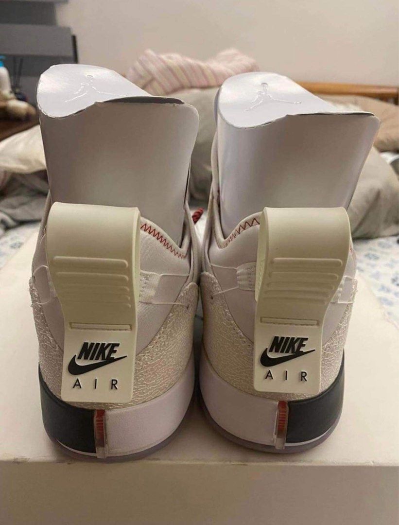 Jordan XXXIII, Men's Fashion, Footwear, Casual Shoes on Carousell