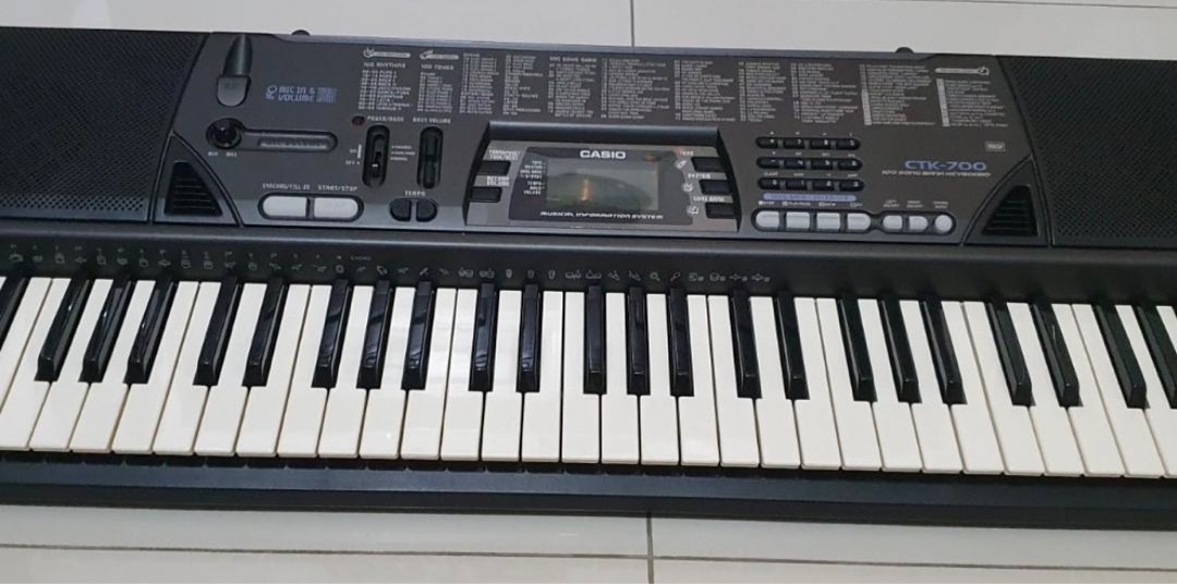KEYBOARD - CASIO TK-700, Hobbies & Toys, Music & Media, Musical ...