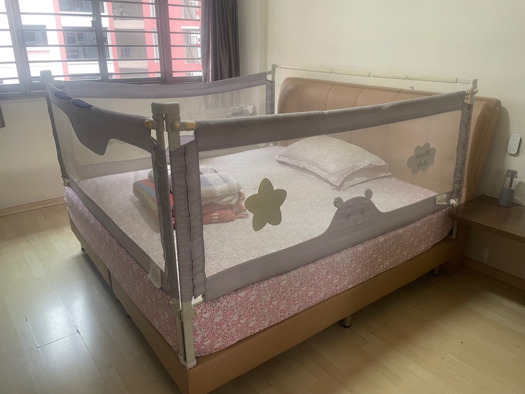 King sizd bed railing for kids, toddlers (whole set), Babies & Kids ...