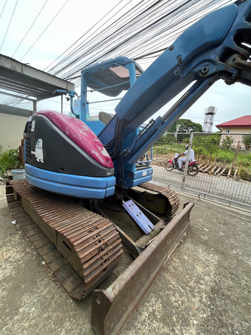 Komatsu PC50 Backhoe, Special Vehicles, Heavy Vehicles on Carousell