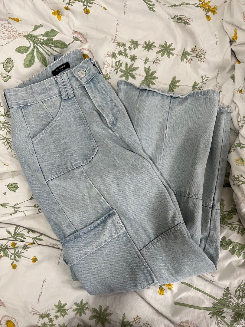 light blue cargo jeans, Women's Fashion, Bottoms, Jeans & Leggings on ...