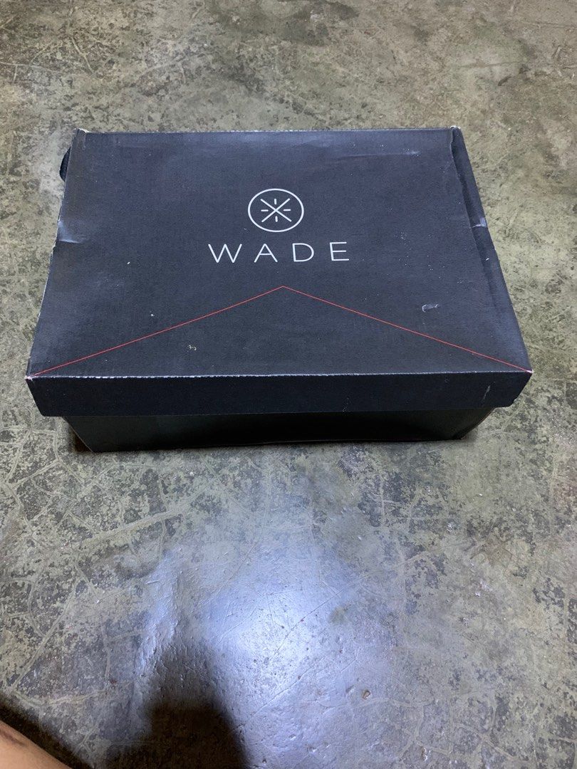 Lining Wade DLO Ice Blood V2 “350”, Men's Fashion, Footwear, Sneakers ...