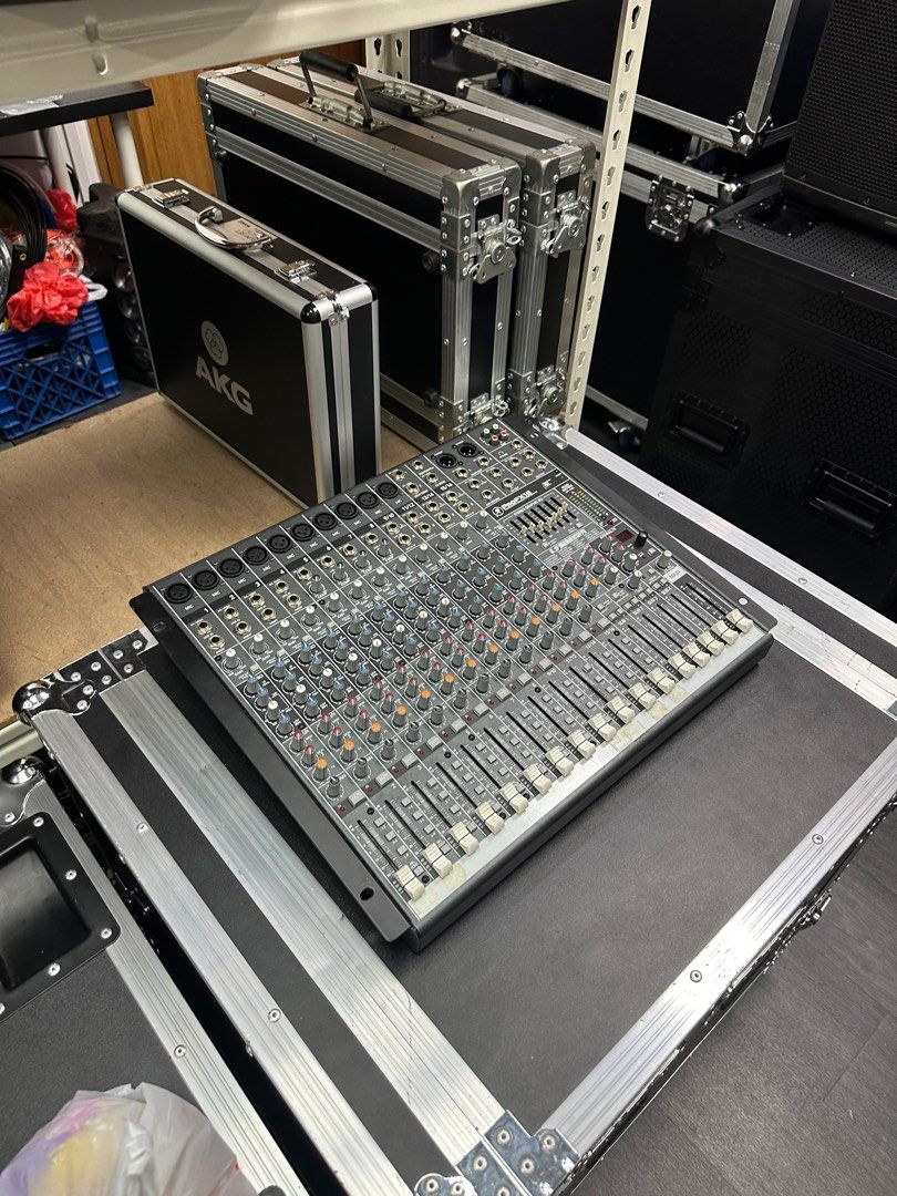 Mackie Profx 16 Channel Mixer, Audio, Other Audio Equipment on Carousell