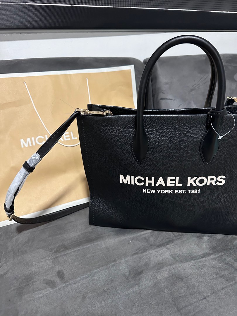 Michael Kors brandnew, Luxury, Bags & Wallets on Carousell