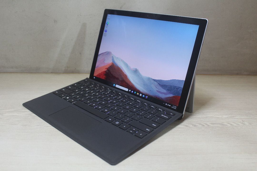 Microsoft Surface pro 7 PLUS i5-1135G7 Ram 8gb ssd 256gb Tablet pc ...