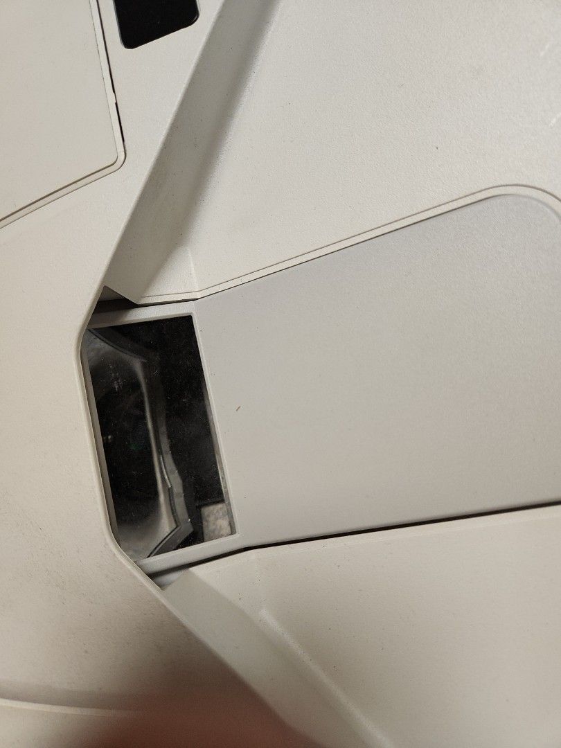 NEC UM330E UST Short Throw projector, TV & Home Appliances, TV ...