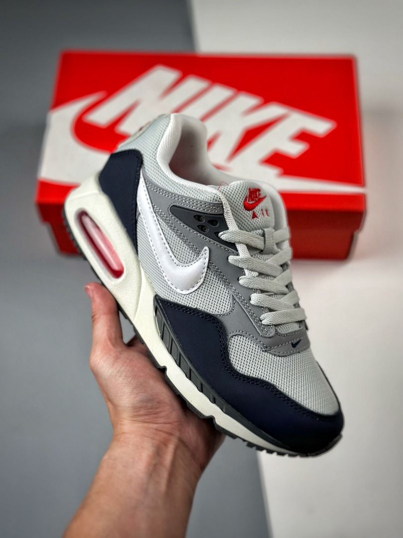 Nike Air Max Correlate, Men's Fashion, Footwear, Sneakers on Carousell