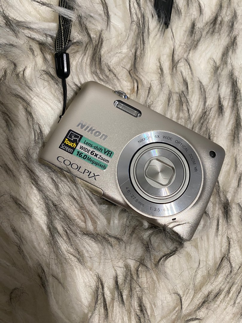 Nikon Coolpix S4300, Photography, Cameras on Carousell