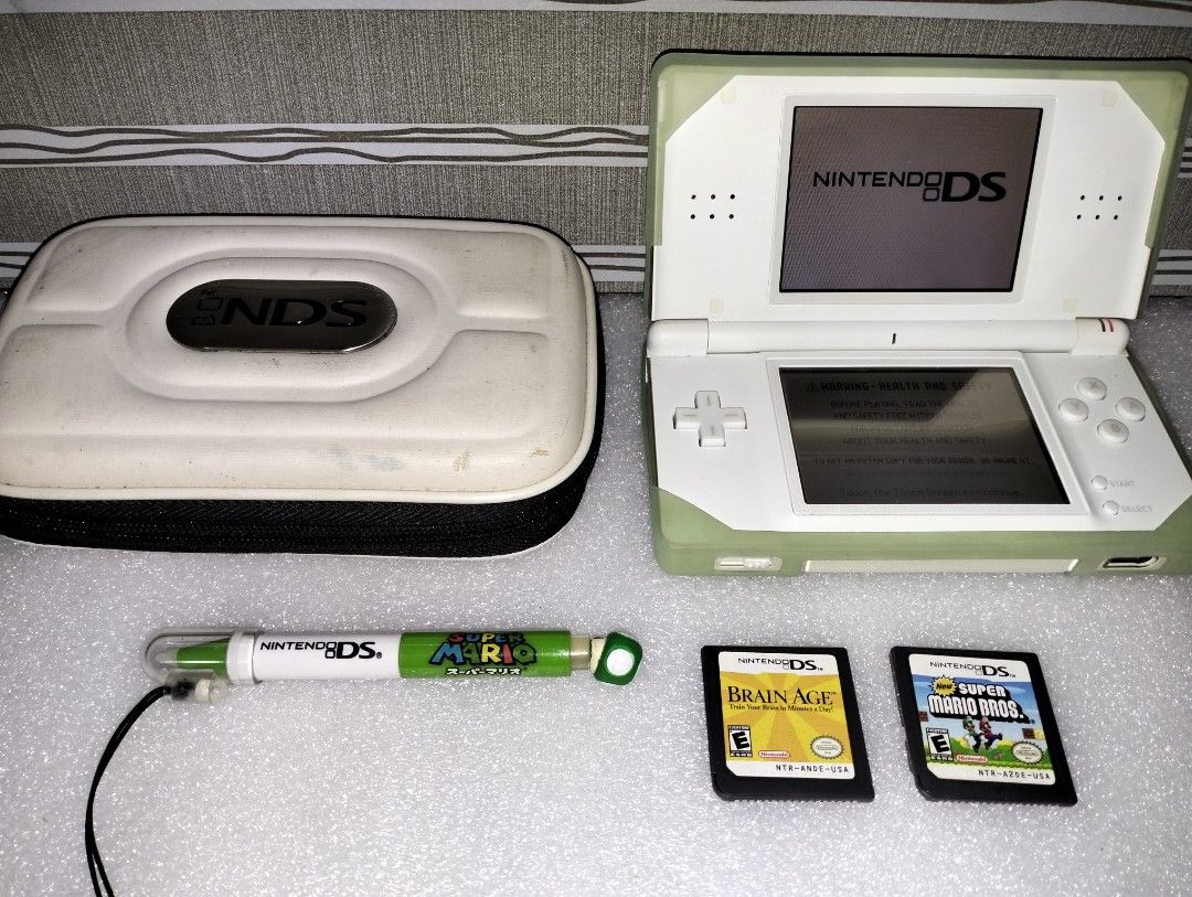 Nintendo DS, Video Gaming, Video Game Consoles, Nintendo on Carousell