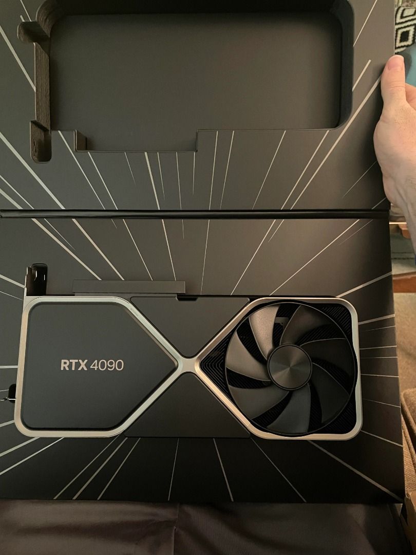 Nvidia RTX 4090 Founder's Edition, Computers & Tech, Parts ...