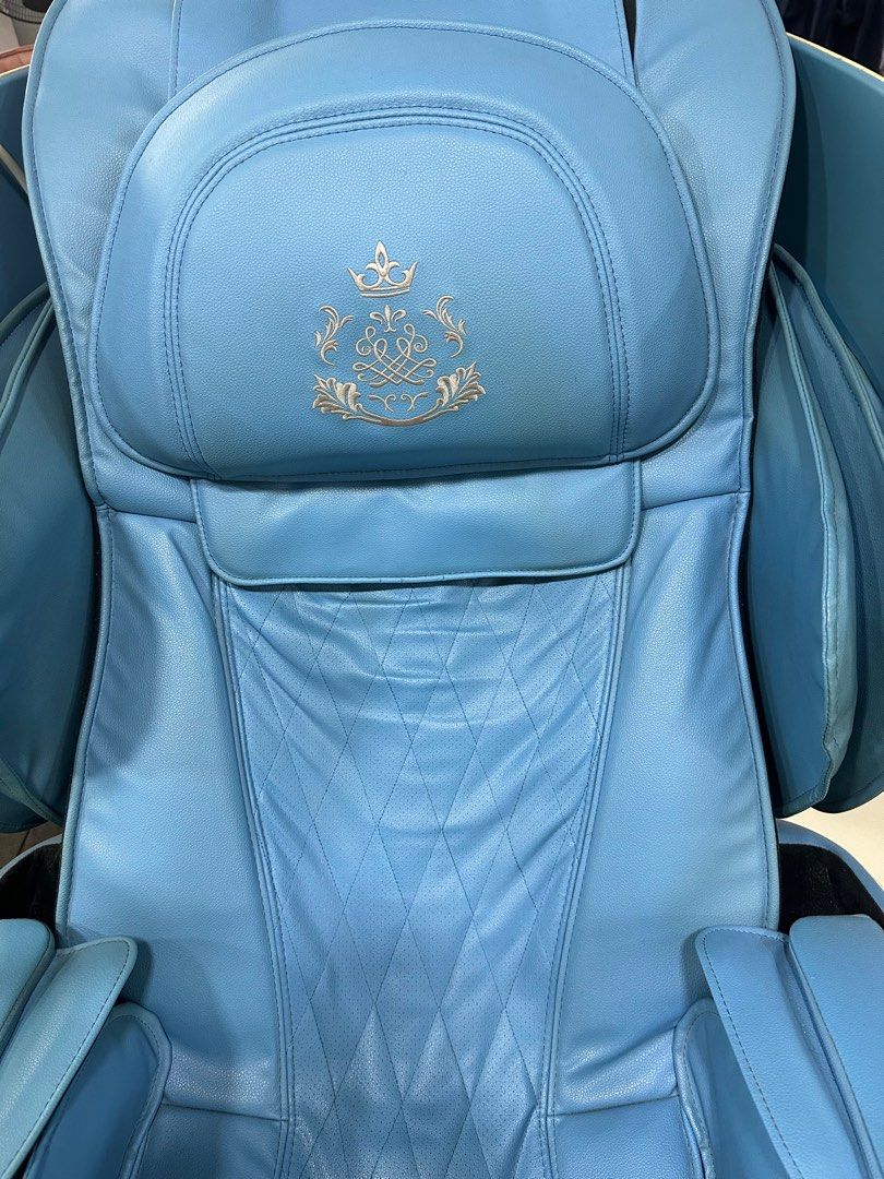Osim Ulove 2 Massage Chair, Health & Nutrition, Massage Devices on ...
