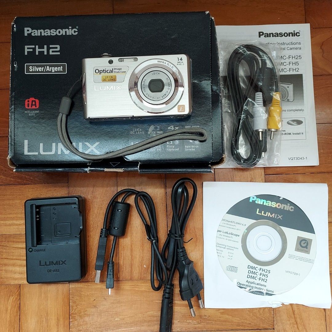 PANASONIC SILVER/ARGENT LUMIX FH2 DIGITAL CAMERA!, Photography, Cameras ...