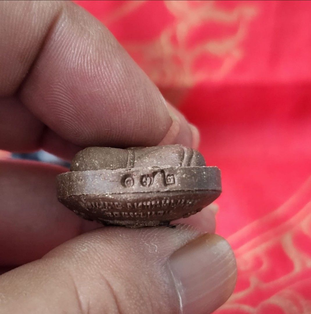 Phra pidta with 3 takrut with wealth dragon back Seial:172 Lp loy Wat ...