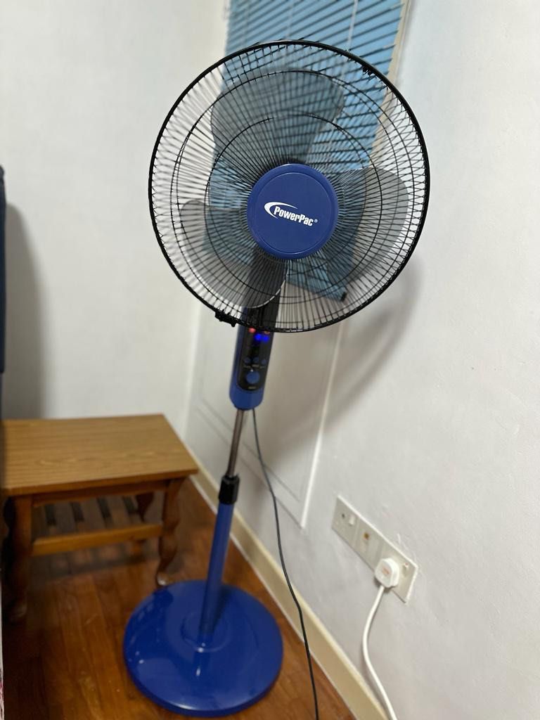 Powerpac fan, Furniture & Home Living, Lighting & Fans, Fans on Carousell