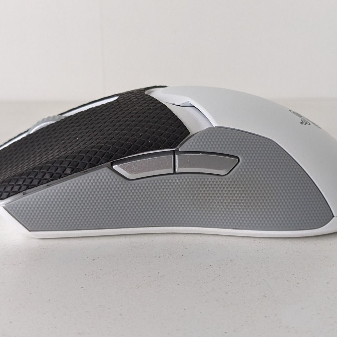 RAZER Viper Ultimate Mercury Edition Pro Wireless Gaming Mouse with ...