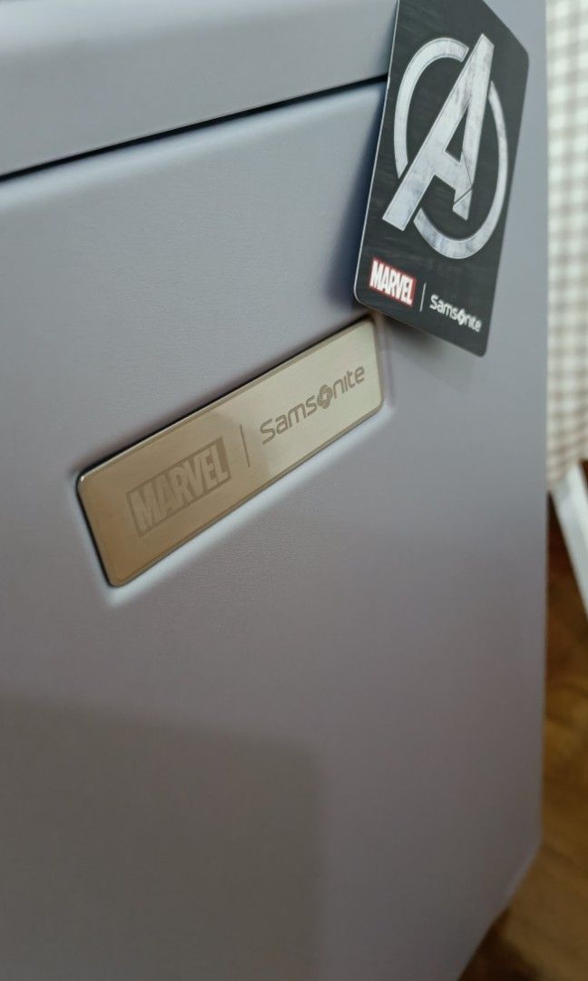 Samsonite Marvel Avenger 20 Cabin Luggage, Hobbies & Toys, Travel ...