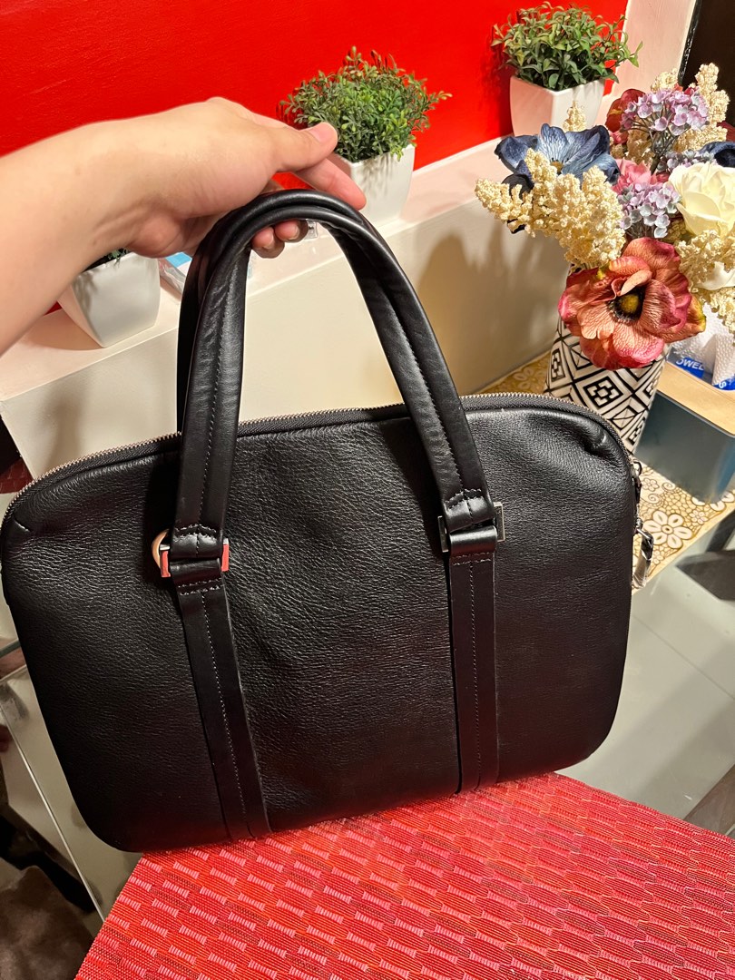 SamSung bag brand new, Luxury, Bags & Wallets on Carousell