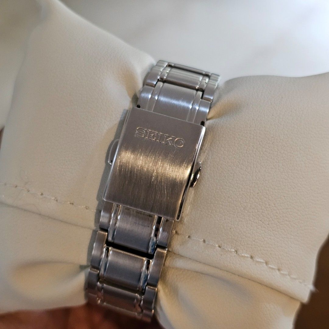 Seiko SUR319 Sapphire Crystal, Men's Fashion, Watches & Accessories ...