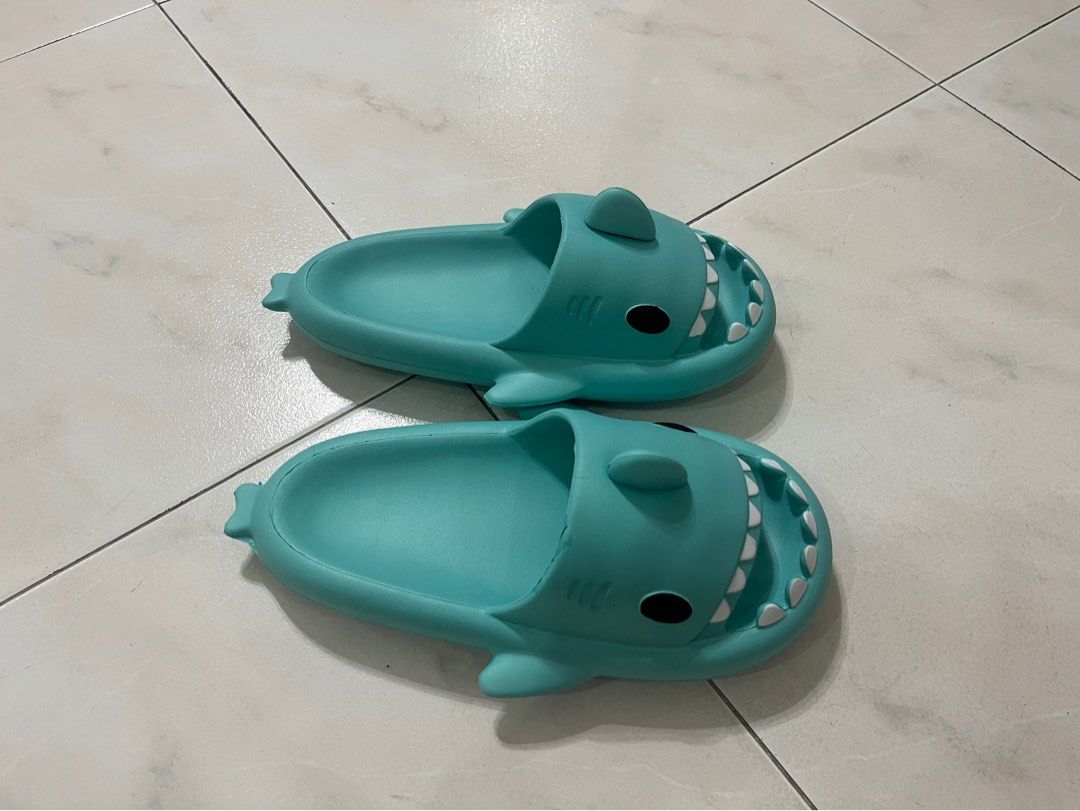 sharks slide, Men's Fashion, Footwear, Flipflops and Slides on Carousell