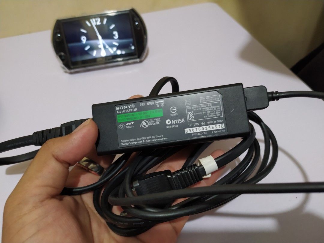 Sony PSP Go Black, Video Gaming, Video Game Consoles, PlayStation on Carousell