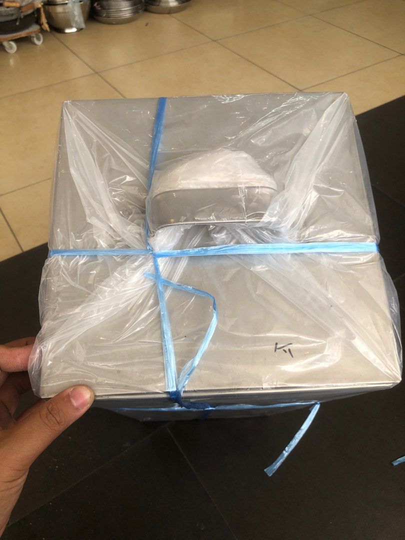 Square cooking pot, Furniture & Home Living, Kitchenware & Tableware ...