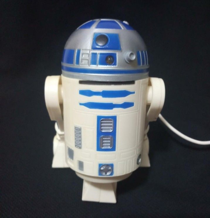Star Wars R2D2 Vacuum Desktop Cleaner, Hobbies & Toys, Collectibles ...