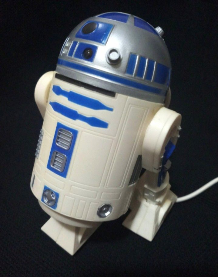 Star Wars R2D2 Vacuum Desktop Cleaner, Hobbies & Toys, Collectibles ...