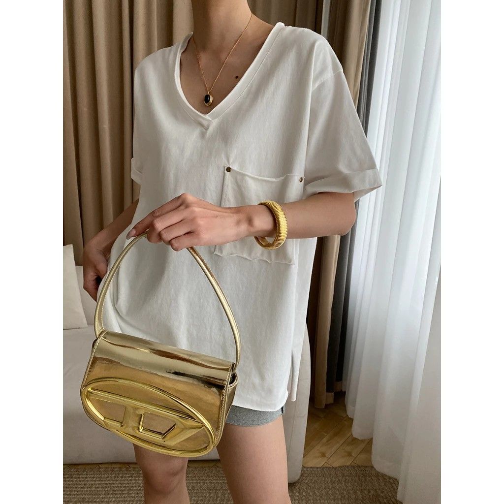 Tas DIESEL Interlocking Shoulder Bag, Barang Mewah, Tas & Dompet di ...