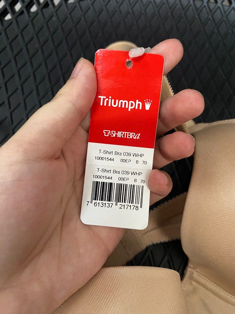 Triumph B70 Wired Nude Bra, Women's Fashion, New Undergarments & Loungewear on Carousell
