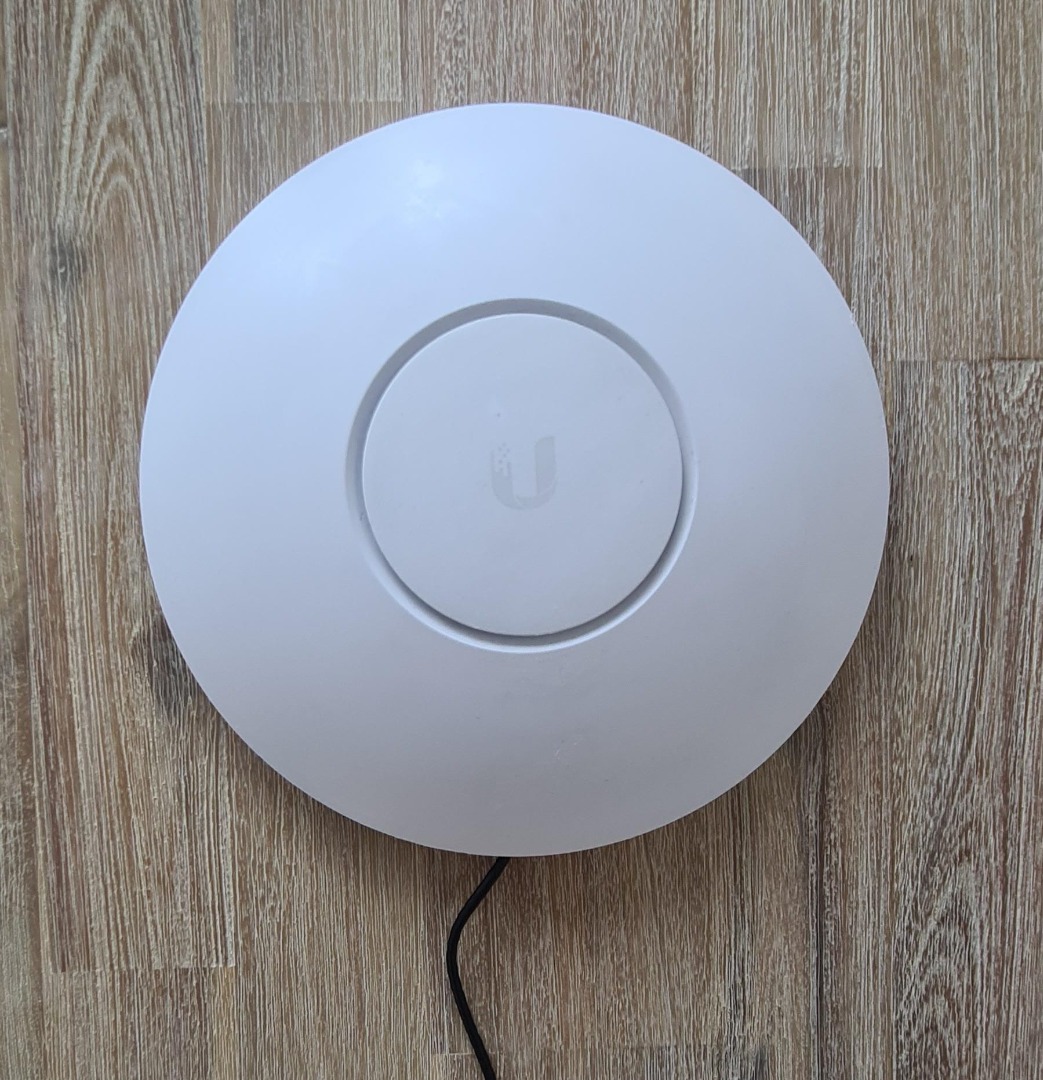 UAP-AC-HD Ubiquiti Next Gen High Def Enterprise Wi-Fi Access Point ...